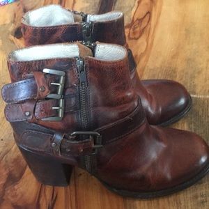 Freebird by Steven - 🍃💕NIB Steve Madden Freebird Leather Ankle Boot from Lynn's closet on Poshmark